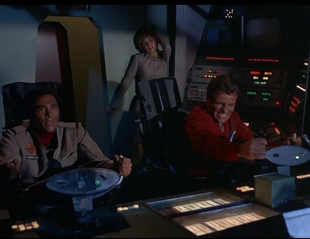 LAND OF THE GIANTS PHOTO GALLERY #01