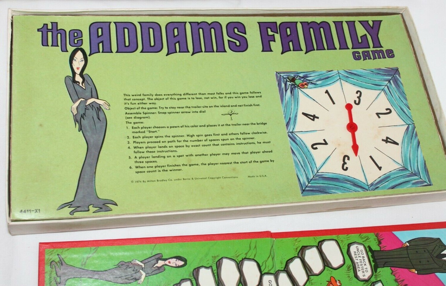 THE ADDAMS FAMILY BOARD GAME